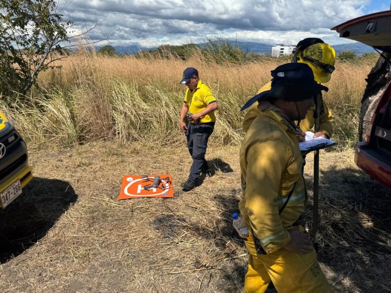Bomberos refuerzan labores preventivas contra incendios forestales en ...